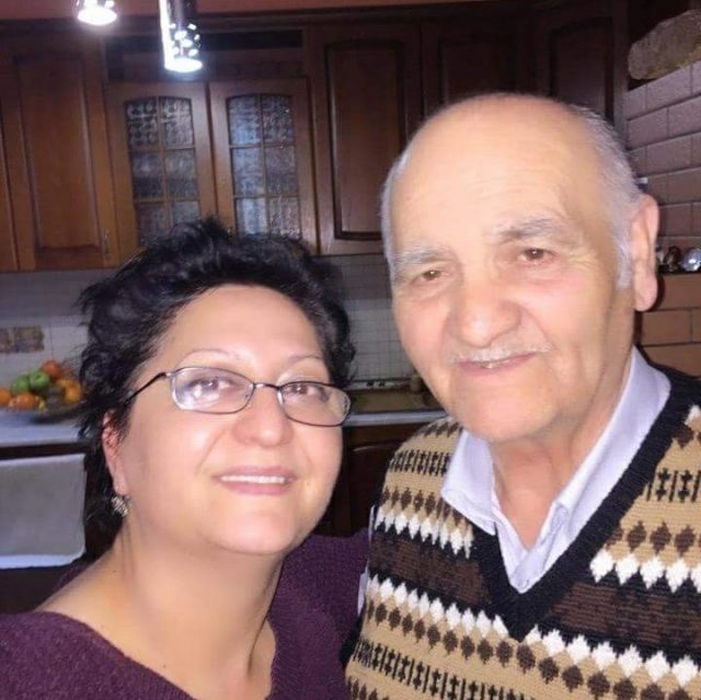 Vdes këngëtarja shqiptare - GazetaBlic