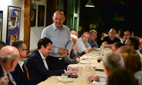 "Keni kullotur livadhet e krejt partive"/ Kardiologu kosovar godet ...