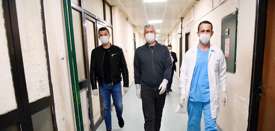 Operimi i Osmanit, ish këshilltari i Thaçi publikon foton kur ai ...