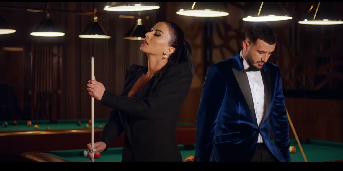 Shkurta dhe Buraku vijnë me këngën “Malli” - GazetaBlic