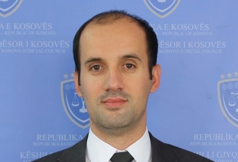 Gjykatësi Mentor Bajraktari caktohet nënkryetar i Gjykatës Themelore në ...