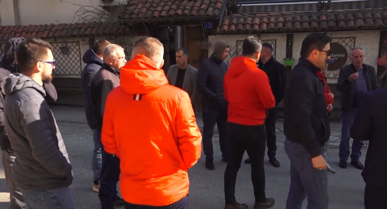 Ndërtimi i jashtëligjshëm i milionerit Fatmir Grainca i detyron banorët ...