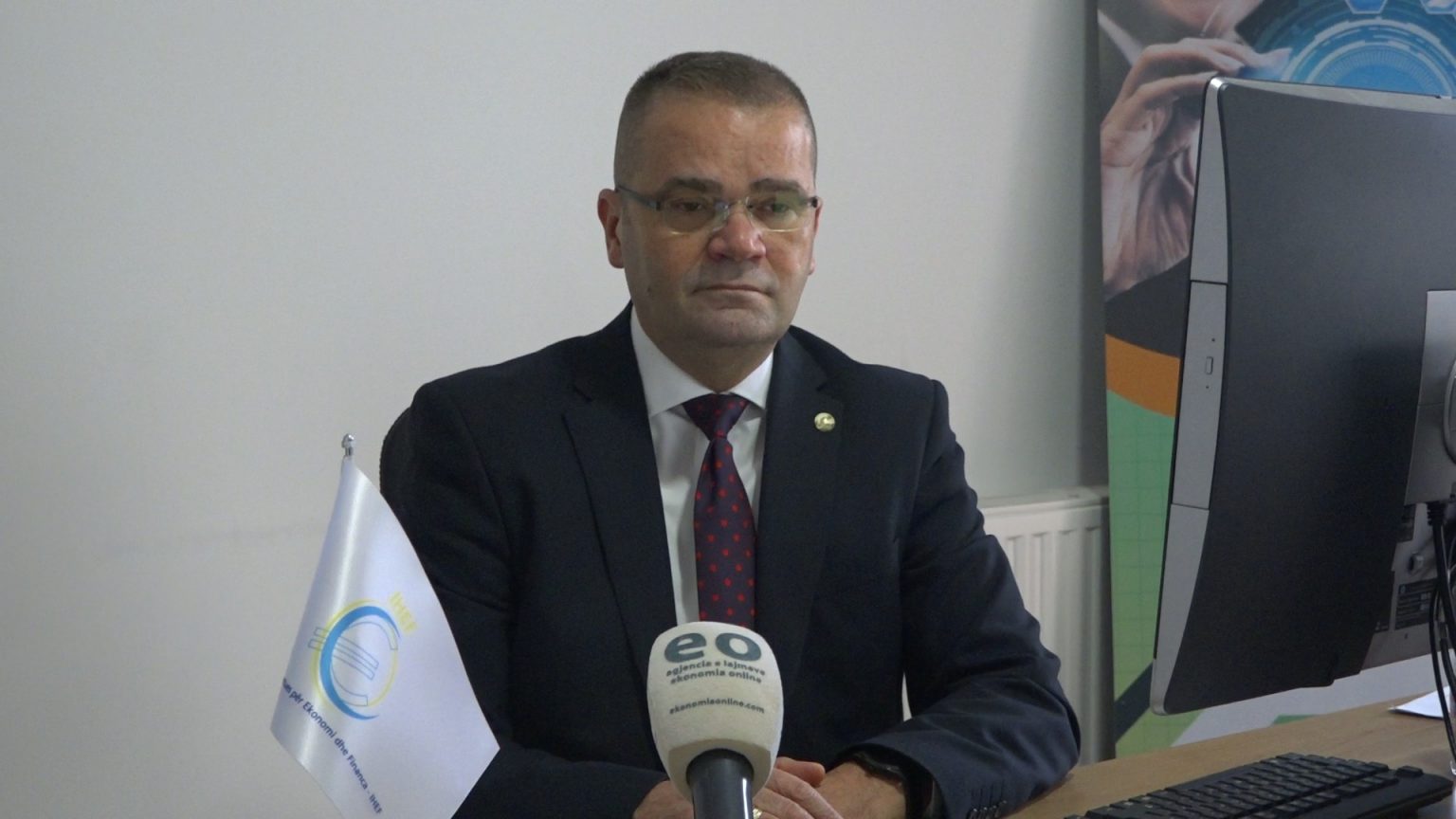 Suedia pezullon testimin masiv për COVID-19 - GazetaBlic