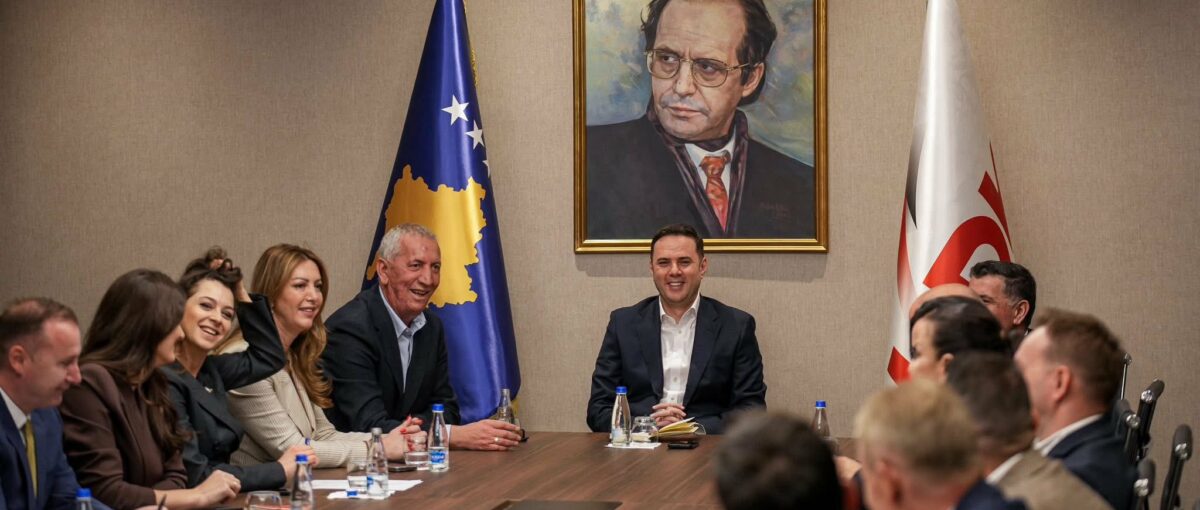 GazetaBlic - Lajmi i fundit, Kosove, Rajon, Bote