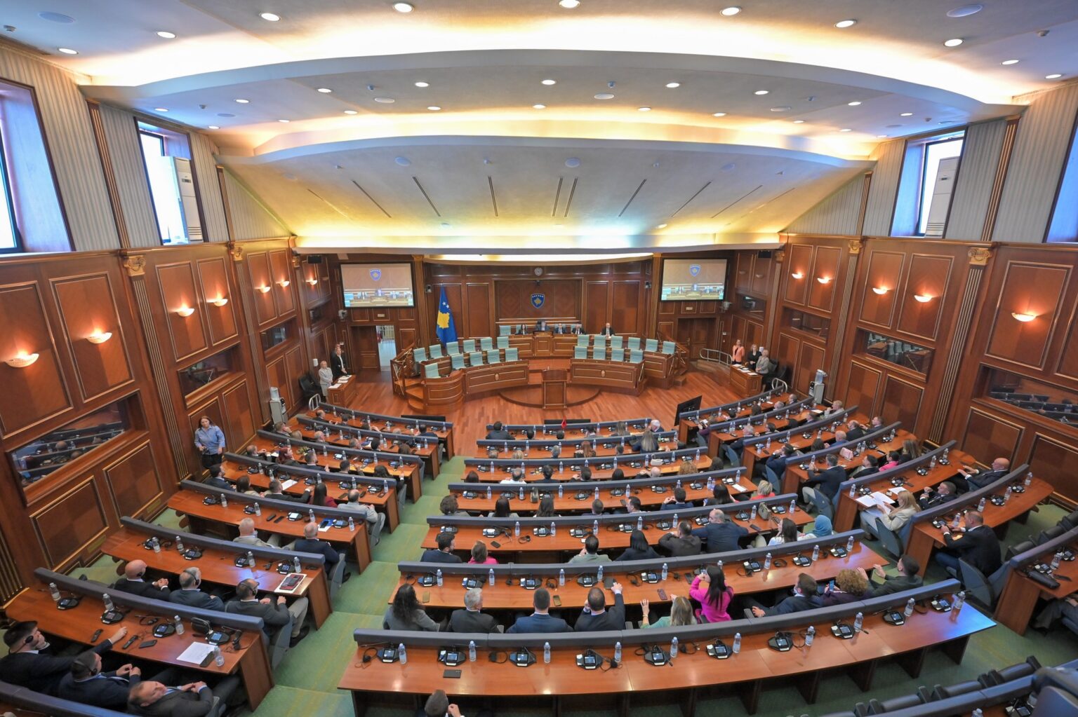 Nis Seanca Konstituive E Kuvendit Të Kosovës Gazetablic