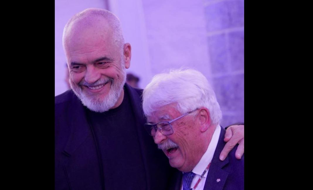 Bisedë me humor mes Ramës dhe Brokut: “Ti ngjitesh më lart sa herë unë ...