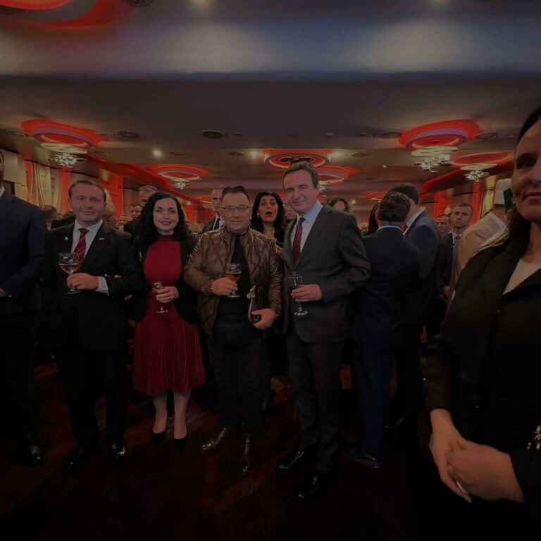 Foto me politikanë, i arrestuar për fajde: Historia e Mefail Shkodrës ...